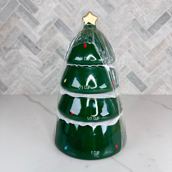 Target | Holiday | New Target Bullseye Playground Christmas Tree ...